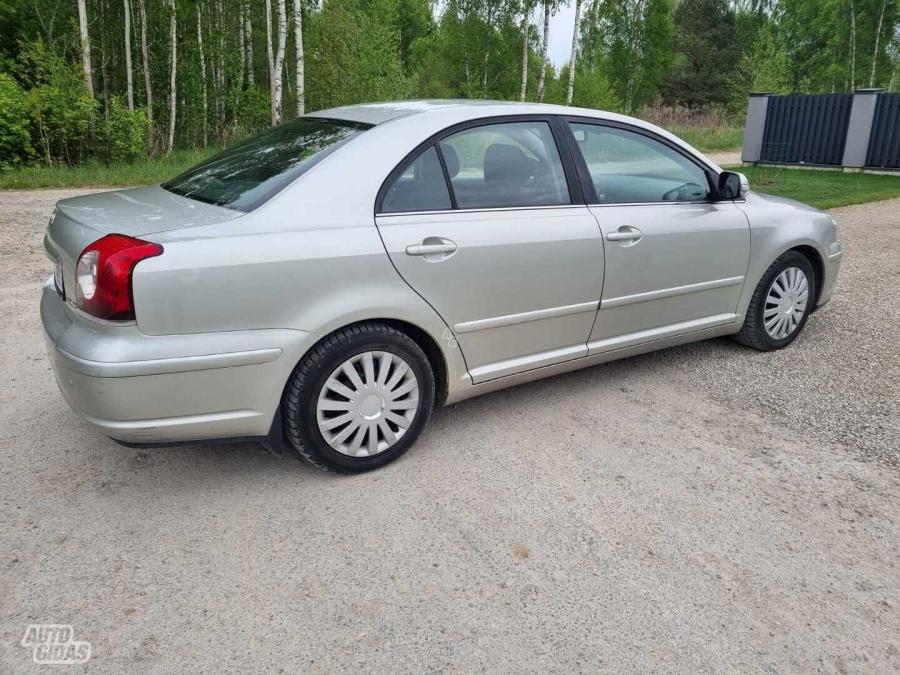 Серый Тойота Авенсис 2008 в Шяуляй, объемом двигателя 2.00 л и пробегом 126 тыс. км за 2600 €, фото 4 на AUTOMOTO.COM.LV
