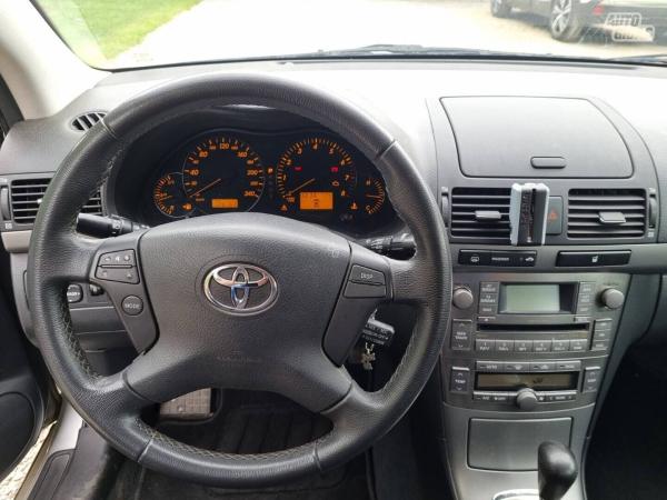 Grey Toyota Avensis 2008 in Siauliai, with an engine capacity of 2.00 L and mileage of 126 thousand km for 2600 €, photo 8 on AUTOMOTO.COM.LV