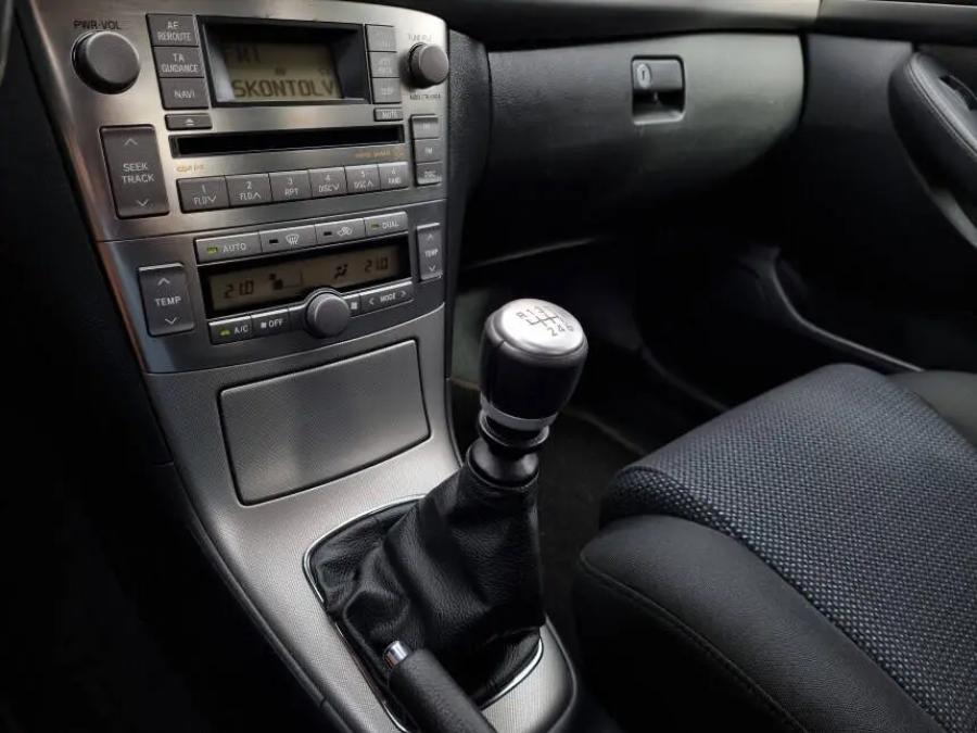 Серый Тойота Авенсис 2008 в Екабпилс, объемом двигателя 2.00 л и пробегом 264 тыс. км за 3950 €, фото 32 на AUTOMOTO.COM.LV