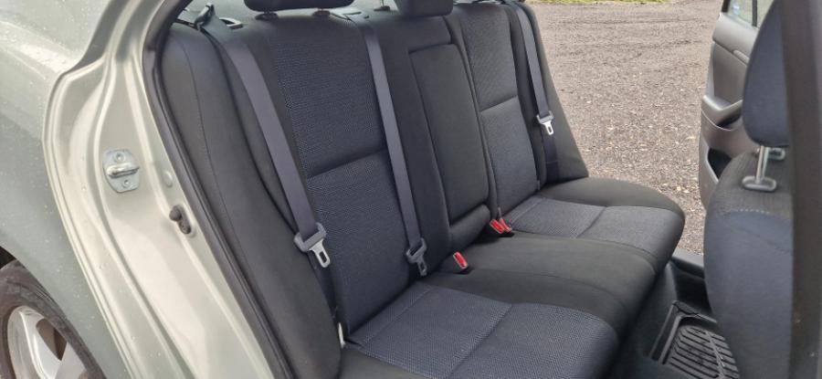 Pelēks Toyota Avensis 2008 Rīga, ar dzinēja tilpumu 2.00 L un nobraukumu 260 tūkst. km par 3450 €, foto 3 vietnē AUTOMOTO.COM.LV