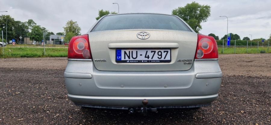 Pelēks Toyota Avensis 2008 Rīga, ar dzinēja tilpumu 2.00 L un nobraukumu 260 tūkst. km par 3450 €, foto 6 vietnē AUTOMOTO.COM.LV