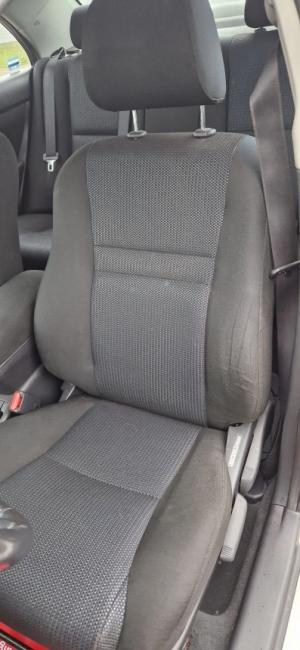 Pelēks Toyota Avensis 2008 Rīga, ar dzinēja tilpumu 2.00 L un nobraukumu 260 tūkst. km par 3450 €, foto 14 vietnē AUTOMOTO.COM.LV