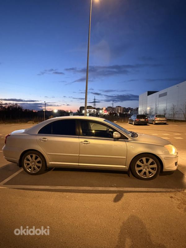 Pelēks Toyota Avensis 2008 Mardu, ar dzinēja tilpumu 2.00 L un nobraukumu 195 tūkst. km par 3500 €, foto 4 vietnē AUTOMOTO.COM.LV