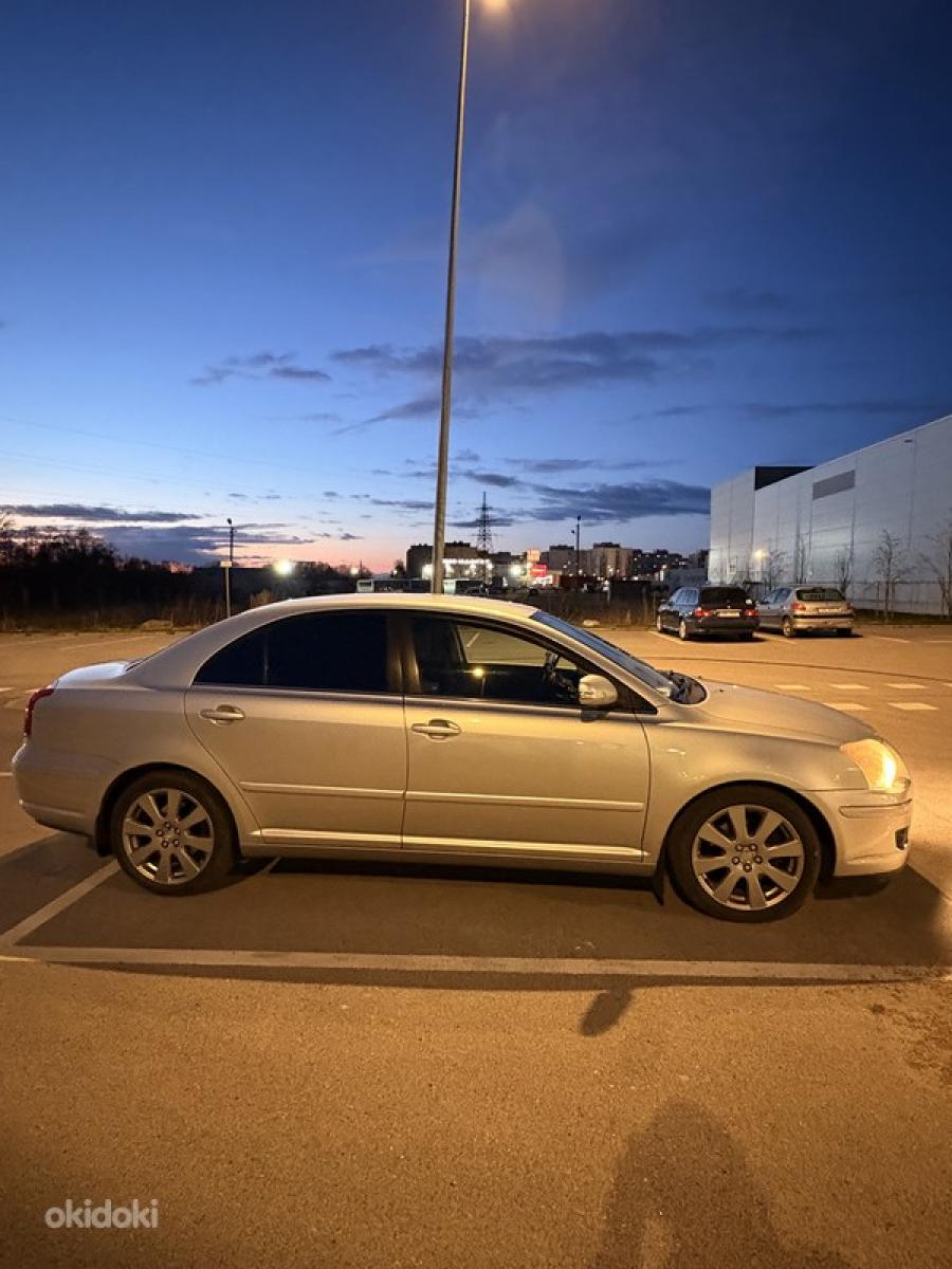 Pelēks Toyota Avensis 2008 Mardu, ar dzinēja tilpumu 2.00 L un nobraukumu 195 tūkst. km par 3500 €, foto 12 vietnē AUTOMOTO.COM.LV