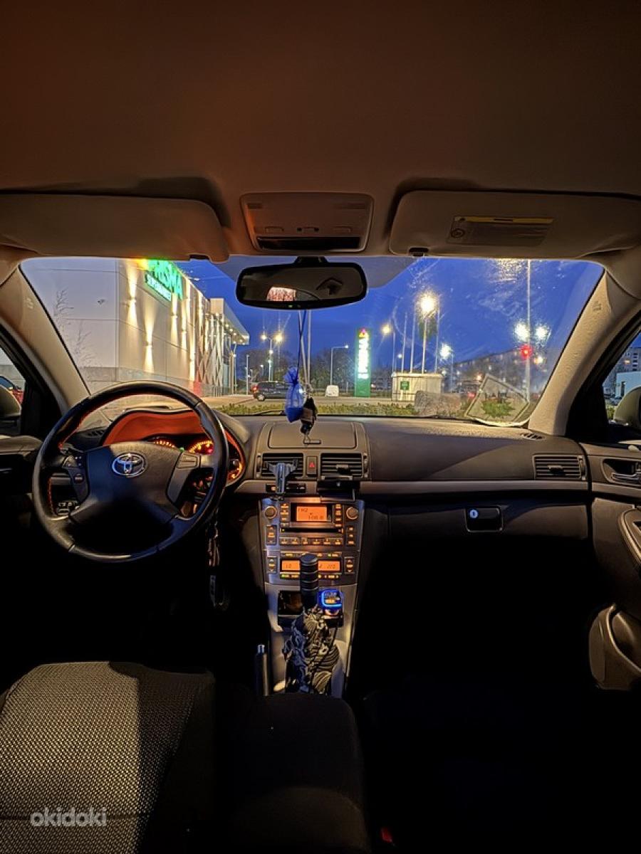 Pelēks Toyota Avensis 2008 Mardu, ar dzinēja tilpumu 2.00 L un nobraukumu 195 tūkst. km par 3500 €, foto 13 vietnē AUTOMOTO.COM.LV