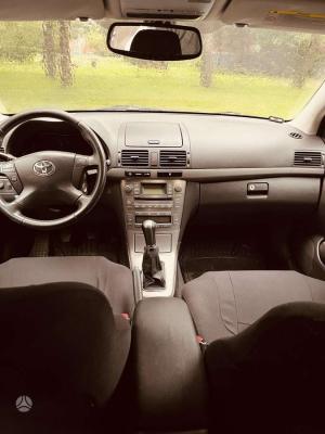 Pelēks Toyota Avensis 2008 Viļņa, ar dzinēja tilpumu 1.79 L un nobraukumu 260 tūkst. km par 3000 €, foto 6 vietnē AUTOMOTO.COM.LV