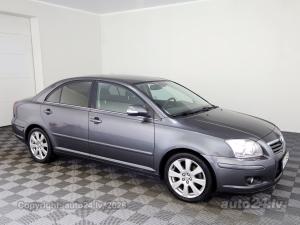 Pelēks Toyota Avensis 2008 Tallina, ar dzinēja tilpumu 2.00 L un nobraukumu 219 tūkst. km par 2999 €, foto  vietnē AUTOMOTO.COM.LV
