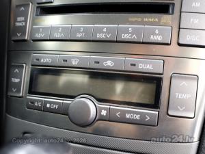 Pelēks Toyota Avensis 2008 Tallina, ar dzinēja tilpumu 2.00 L un nobraukumu 219 tūkst. km par 2999 €, foto 9 vietnē AUTOMOTO.COM.LV