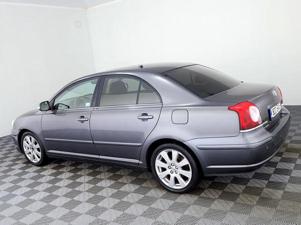 Grey Toyota Avensis 2008 in Tallinn, with an engine capacity of 2.00 L and mileage of 219 thousand km for 2999 €, photo 4 on AUTOMOTO.COM.LV