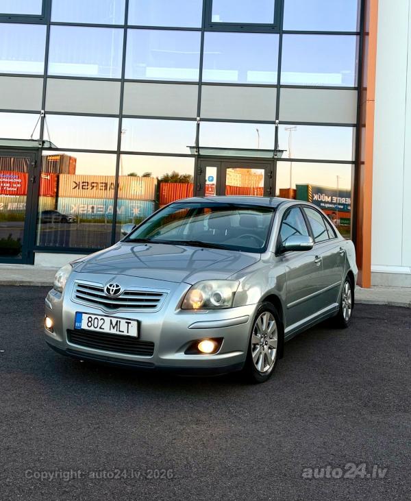 Pelēks Toyota Avensis 2008 Tallina, ar dzinēja tilpumu 1.60 L un nobraukumu 170 tūkst. km par 2899 €, foto 1 vietnē AUTOMOTO.COM.LV