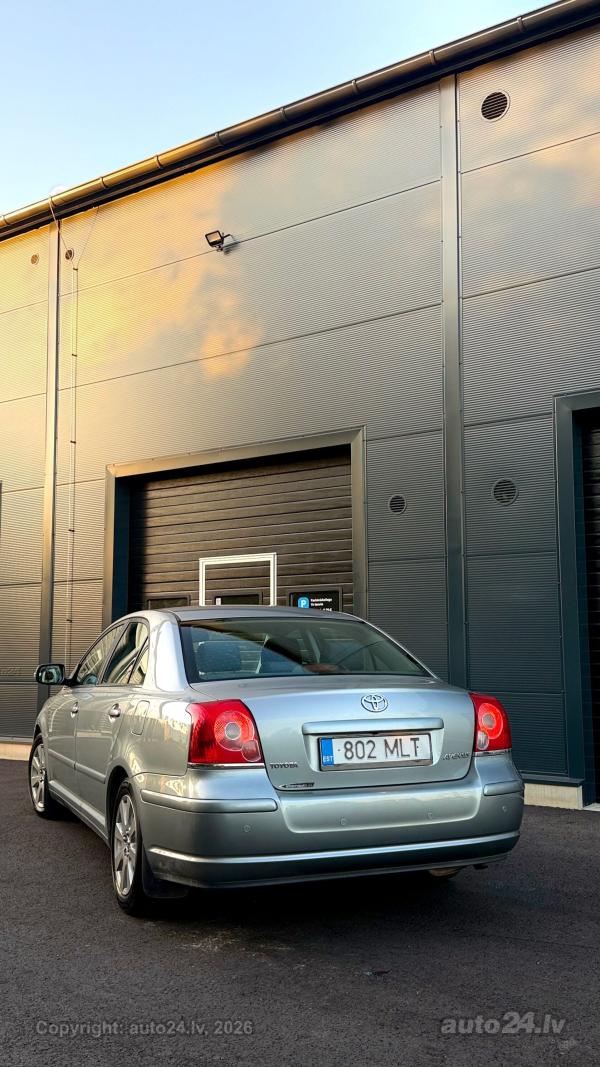 Pelēks Toyota Avensis 2008 Tallina, ar dzinēja tilpumu 1.60 L un nobraukumu 170 tūkst. km par 2899 €, foto 4 vietnē AUTOMOTO.COM.LV