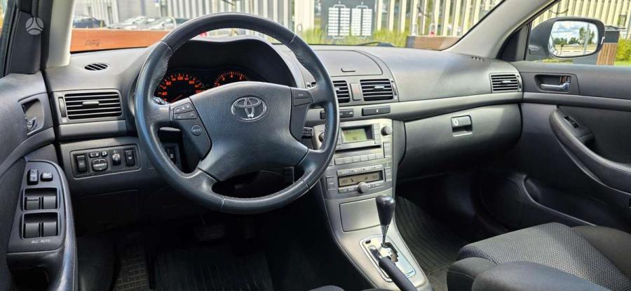 Pelēks Toyota Avensis 2008 Viļņa, ar dzinēja tilpumu 2.00 L un nobraukumu 108 tūkst. km par 4900 €, foto 14 vietnē AUTOMOTO.COM.LV