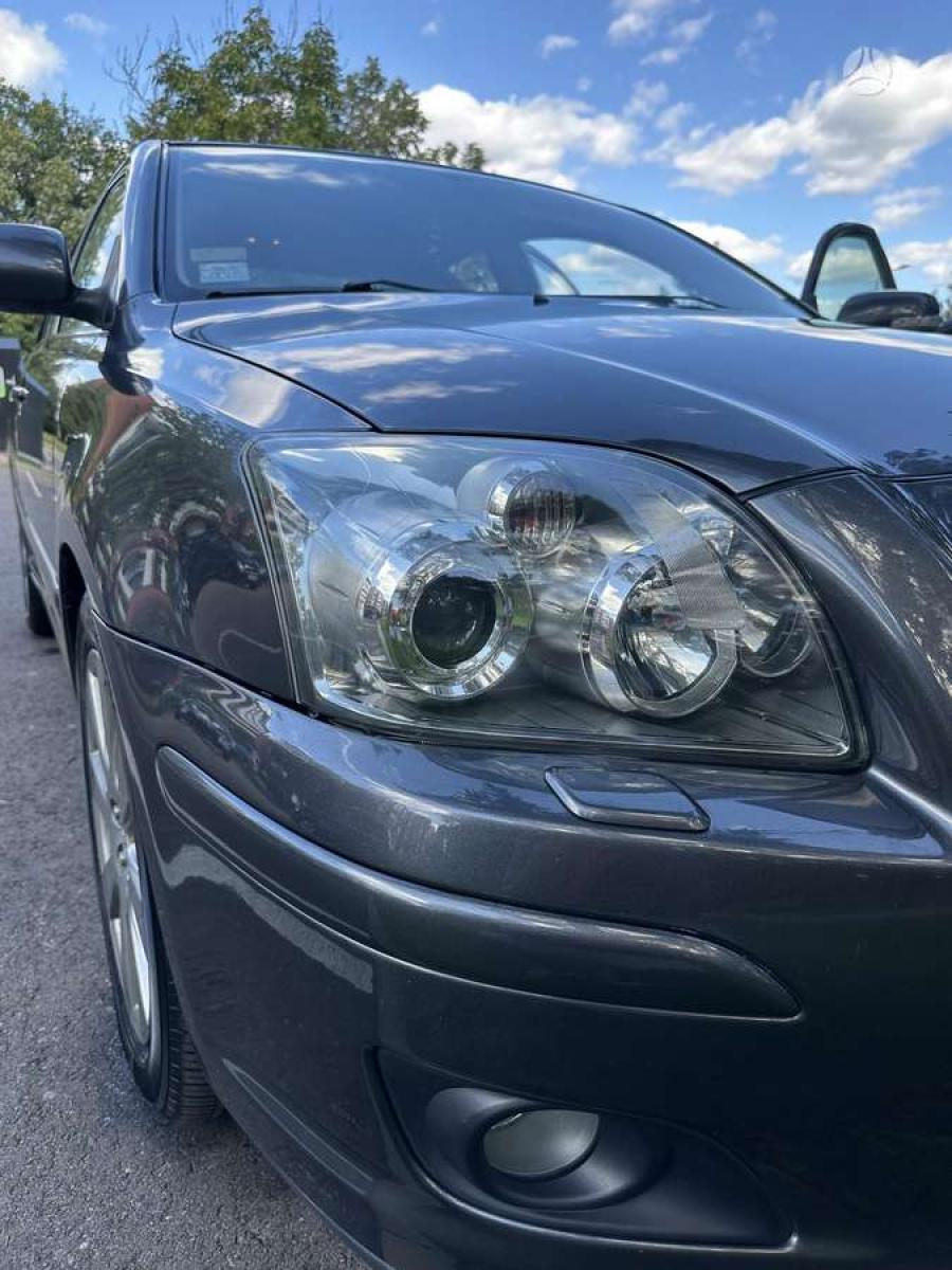 Pelēks Toyota Avensis 2008 Druskininkai, ar dzinēja tilpumu 2.36 L un nobraukumu 183 tūkst. km par 2990 €, foto 4 vietnē AUTOMOTO.COM.LV