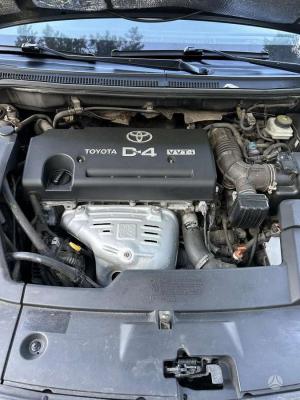 Pelēks Toyota Avensis 2008 Druskininkai, ar dzinēja tilpumu 2.36 L un nobraukumu 183 tūkst. km par 2990 €, foto 6 vietnē AUTOMOTO.COM.LV