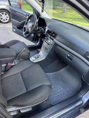 Pelēks Toyota Avensis 2008 Druskininkai, ar dzinēja tilpumu 2.36 L un nobraukumu 183 tūkst. km par 2990 €, foto 10 vietnē AUTOMOTO.COM.LV