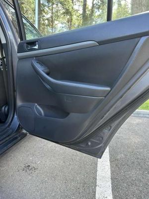 Pelēks Toyota Avensis 2008 Druskininkai, ar dzinēja tilpumu 2.36 L un nobraukumu 183 tūkst. km par 2990 €, foto 12 vietnē AUTOMOTO.COM.LV