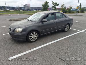Pelēks Toyota Avensis 2008 Tallina, ar dzinēja tilpumu 1.60 L un nobraukumu 132 tūkst. km par 2000 €, foto  vietnē AUTOMOTO.COM.LV