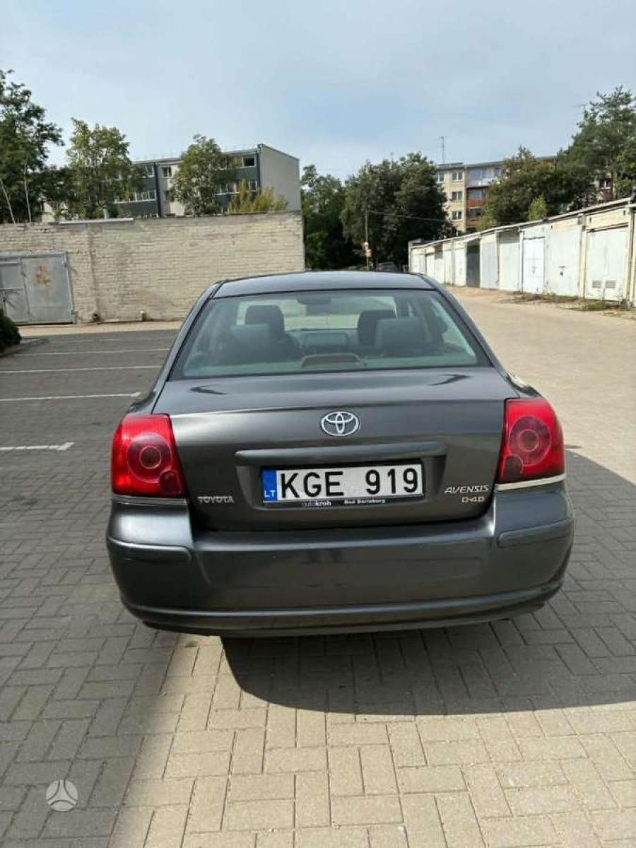 Серый Тойота Авенсис 2008 в Каунас, объемом двигателя 2.00 л и пробегом 279 тыс. км за 2150 €, фото 4 на AUTOMOTO.COM.LV