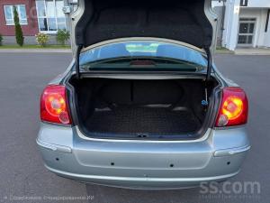 Grey Toyota Avensis 2008 in Riga, with an engine capacity of 2.00 L and mileage of 191 thousand km for 4000 €, photo 5 on AUTOMOTO.COM.LV