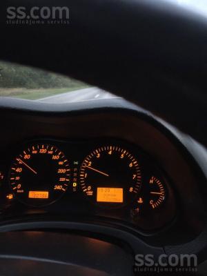 Grey Toyota Avensis 2008 in Riga, with an engine capacity of 2.00 L and mileage of 191 thousand km for 4000 €, photo 9 on AUTOMOTO.COM.LV