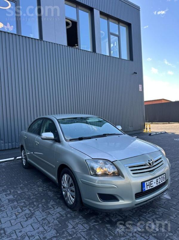 Pelēks Toyota Avensis 2008 Jelgava, ar dzinēja tilpumu 1.60 L un nobraukumu 297 tūkst. km par 1800 €, foto 1 vietnē AUTOMOTO.COM.LV