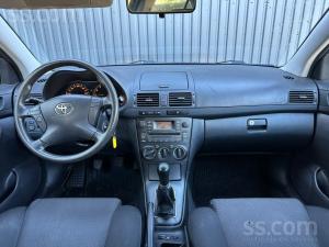 Серый Тойота Авенсис 2008 в Елгава, объемом двигателя 1.60 л и пробегом 297 тыс. км за 1800 €, фото 10 на AUTOMOTO.COM.LV