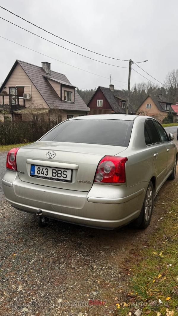 Grey Toyota Avensis 2009 in Tallinn, with an engine capacity of 1.80 L and mileage of 340 thousand km for 2500 €, photo 4 on AUTOMOTO.COM.LV