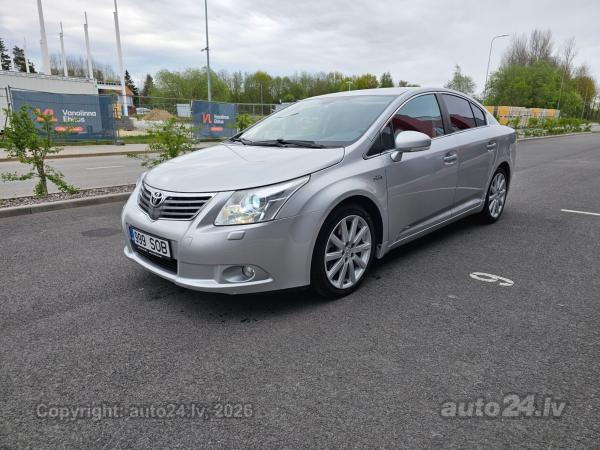 Серый Тойота Авенсис 2009 в Таллин, объемом двигателя 2.20 л и пробегом 224 тыс. км за 6100 €, фото 1 на AUTOMOTO.COM.LV