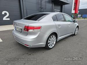 Pelēks Toyota Avensis 2009 Tallina, ar dzinēja tilpumu 2.20 L un nobraukumu 224 tūkst. km par 6100 €, foto 5 vietnē AUTOMOTO.COM.LV