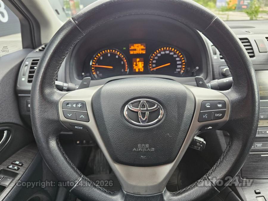 Pelēks Toyota Avensis 2009 Tallina, ar dzinēja tilpumu 2.20 L un nobraukumu 224 tūkst. km par 6100 €, foto 14 vietnē AUTOMOTO.COM.LV