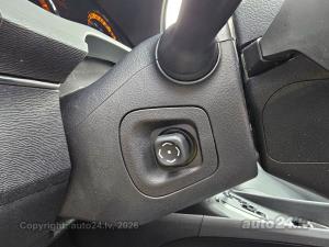 Pelēks Toyota Avensis 2009 Tallina, ar dzinēja tilpumu 2.20 L un nobraukumu 224 tūkst. km par 6100 €, foto 16 vietnē AUTOMOTO.COM.LV