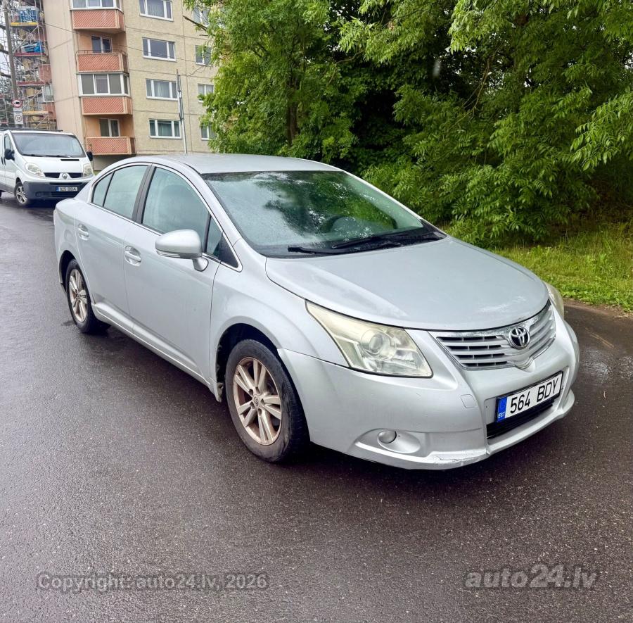 Grey Toyota Avensis 2009 in Tallinn, with an engine capacity of 1.80 L and mileage of 340 thousand km for 2599 €, photo 1 on AUTOMOTO.COM.LV