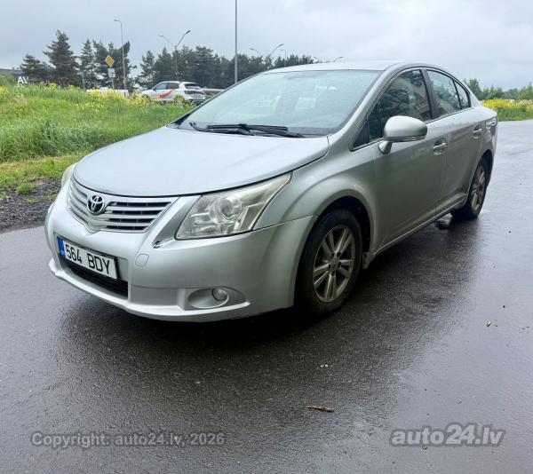 Grey Toyota Avensis 2009 in Tallinn, with an engine capacity of 1.80 L and mileage of 340 thousand km for 2599 €, photo 3 on AUTOMOTO.COM.LV