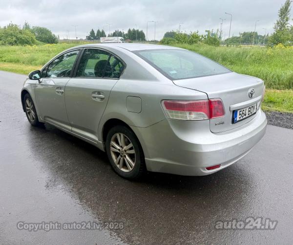Grey Toyota Avensis 2009 in Tallinn, with an engine capacity of 1.80 L and mileage of 340 thousand km for 2599 €, photo 6 on AUTOMOTO.COM.LV