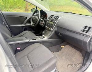 Grey Toyota Avensis 2009 in Tallinn, with an engine capacity of 1.80 L and mileage of 340 thousand km for 2599 €, photo 8 on AUTOMOTO.COM.LV