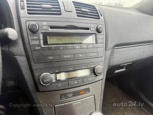 Grey Toyota Avensis 2009 in Tallinn, with an engine capacity of 1.80 L and mileage of 340 thousand km for 2599 €, photo 10 on AUTOMOTO.COM.LV