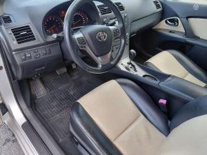 Grey Toyota Avensis 2009 in Vilnius, with an engine capacity of 1.99 L and mileage of 232 thousand km for 5990 €, photo 18 on AUTOMOTO.COM.LV