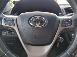 Grey Toyota Avensis 2009 in Vilnius, with an engine capacity of 1.99 L and mileage of 232 thousand km for 5990 €, photo 25 on AUTOMOTO.COM.LV