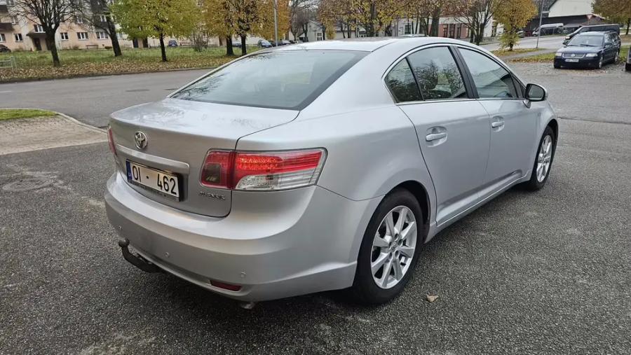 Серый Тойота Авенсис 2009 в Рига, объемом двигателя 2.20 л и пробегом 168 тыс. км за 5500 €, фото 6 на AUTOMOTO.COM.LV
