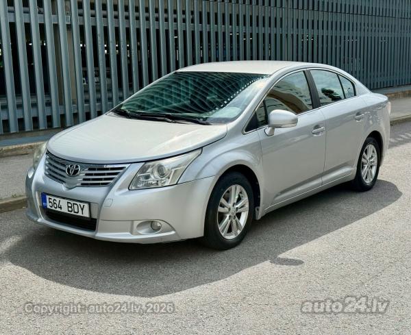 Grey Toyota Avensis 2009 in Tallinn, with an engine capacity of 1.80 L and mileage of 330 thousand km for 2999 €, photo 2 on AUTOMOTO.COM.LV