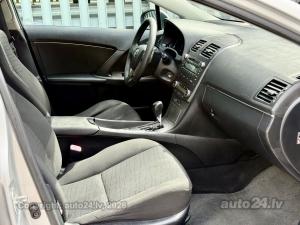 Pelēks Toyota Avensis 2009 Tallina, ar dzinēja tilpumu 1.80 L un nobraukumu 330 tūkst. km par 2999 €, foto 6 vietnē AUTOMOTO.COM.LV