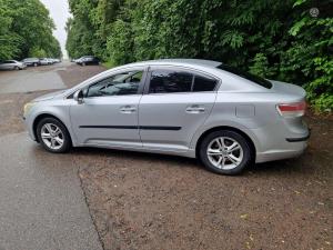 Grey Toyota Avensis 2009 in Vilnius, with an engine capacity of 1.80 L and mileage of 166 thousand km for 6200 €, photo 7 on AUTOMOTO.COM.LV