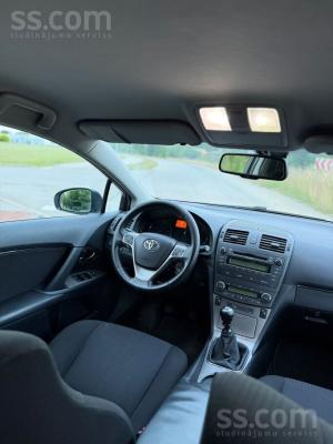 Pelēks Toyota Avensis 2009 Tukums, ar dzinēja tilpumu 2.00 L un nobraukumu 316 tūkst. km par 3500 €, foto 12 vietnē AUTOMOTO.COM.LV