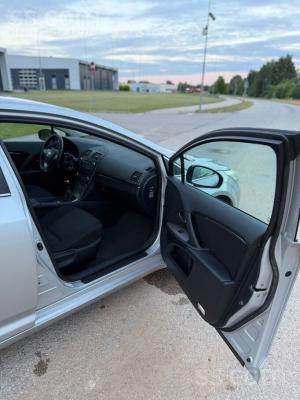 Pelēks Toyota Avensis 2009 Tukums, ar dzinēja tilpumu 2.00 L un nobraukumu 316 tūkst. km par 3500 €, foto 13 vietnē AUTOMOTO.COM.LV