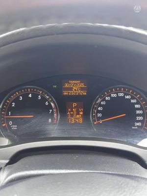 Серый Тойота Авенсис 2009 в Укмерге, объемом двигателя 1.99 л и пробегом 228 тыс. км за 5999 €, фото 5 на AUTOMOTO.COM.LV