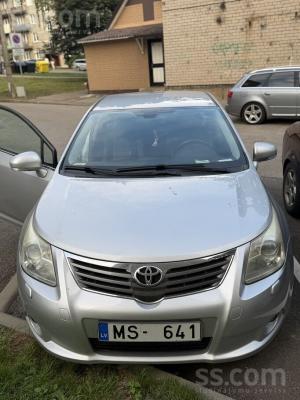 Серый Тойота Авенсис 2009 в Даугавпилс, объемом двигателя 2.20 л и пробегом 225 тыс. км за 3000 €, фото 1 на AUTOMOTO.COM.LV