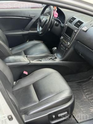 Grey Toyota Avensis 2009 in Daugavpils, with an engine capacity of 2.20 L and mileage of 225 thousand km for 3000 €, photo 7 on AUTOMOTO.COM.LV