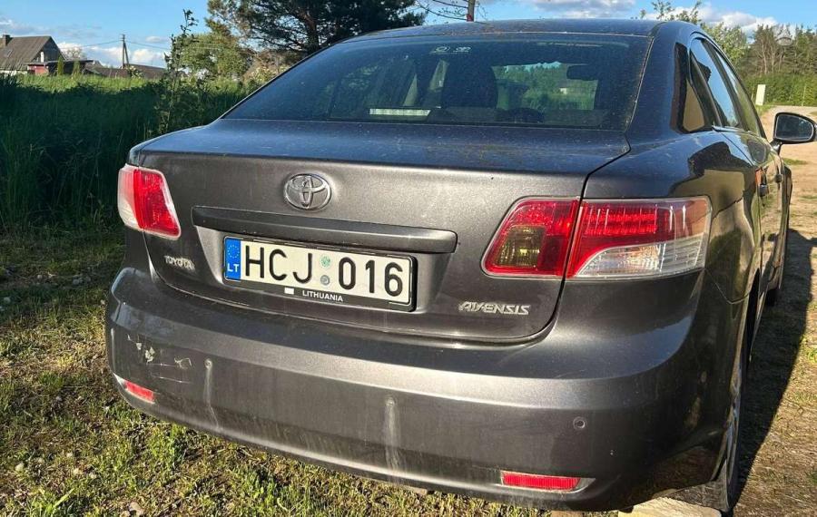 Серый Тойота Авенсис 2009 в Вильнюс, объемом двигателя 2.00 л и пробегом 165 тыс. км за 3500 €, фото 6 на AUTOMOTO.COM.LV