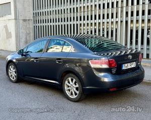 Grey Toyota Avensis 2009 in Tallinn, with an engine capacity of 2.20 L and mileage of 290 thousand km for 1999 €, photo 5 on AUTOMOTO.COM.LV