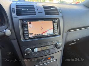 Grey Toyota Avensis 2009 in Tallinn, with an engine capacity of 2.20 L and mileage of 290 thousand km for 1999 €, photo 12 on AUTOMOTO.COM.LV